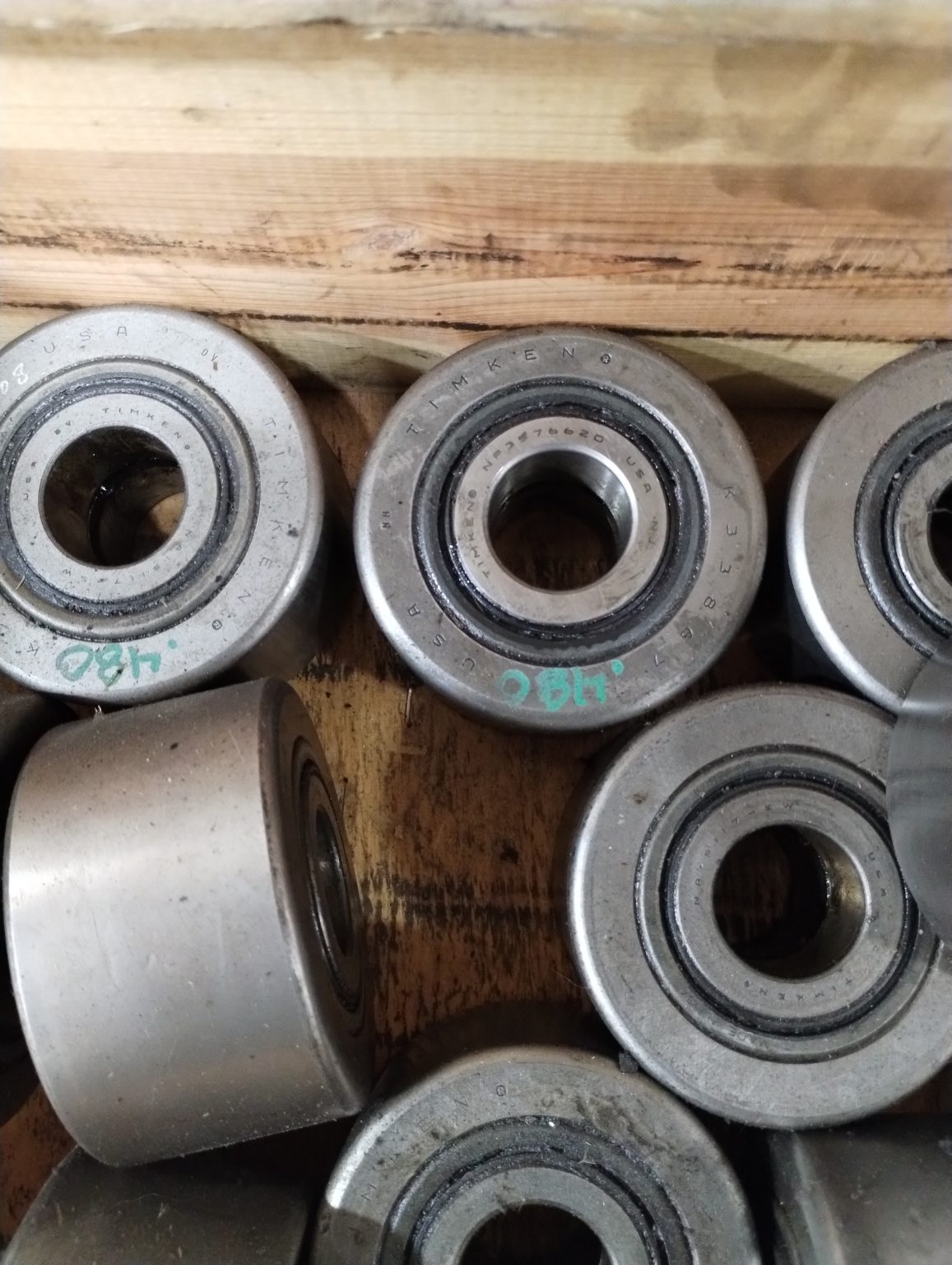 Precision Industrial Products – Rolls, Bearings | Master Roll